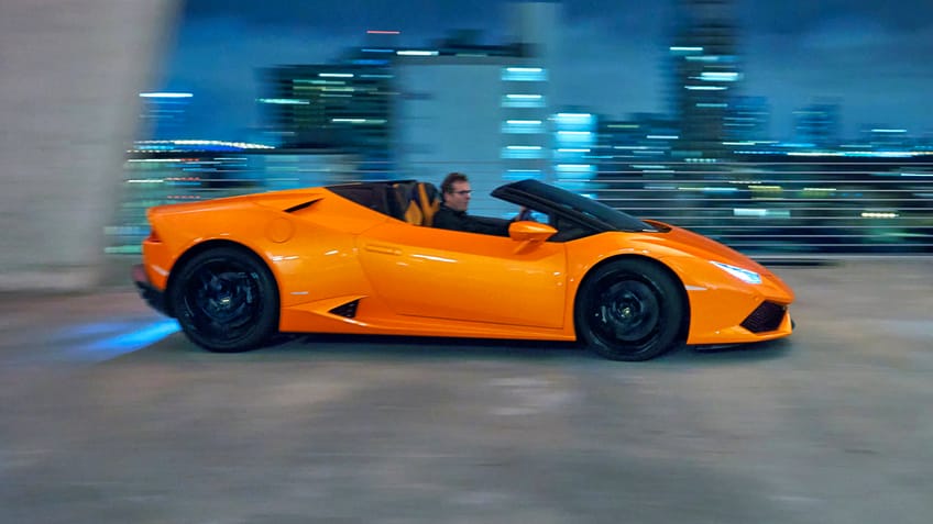 Lamborghini Huracán Spyder across Miami | Top Gear