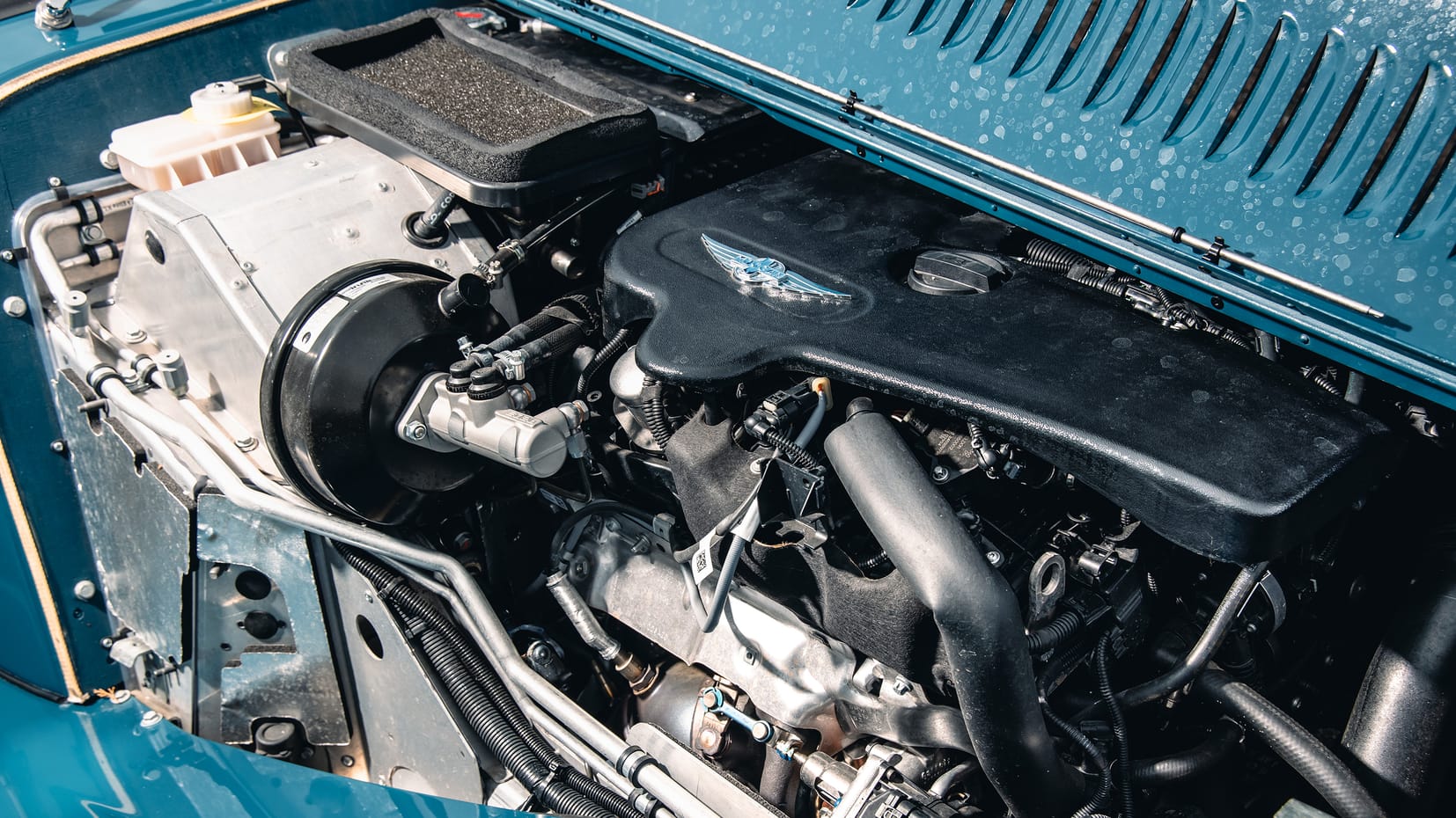 Progress Report: Morgan 4/4 vs Morgan Plus Four | Top Gear