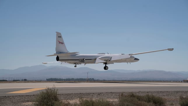 Five amazing things about NASA’s ER-2 plane | Top Gear