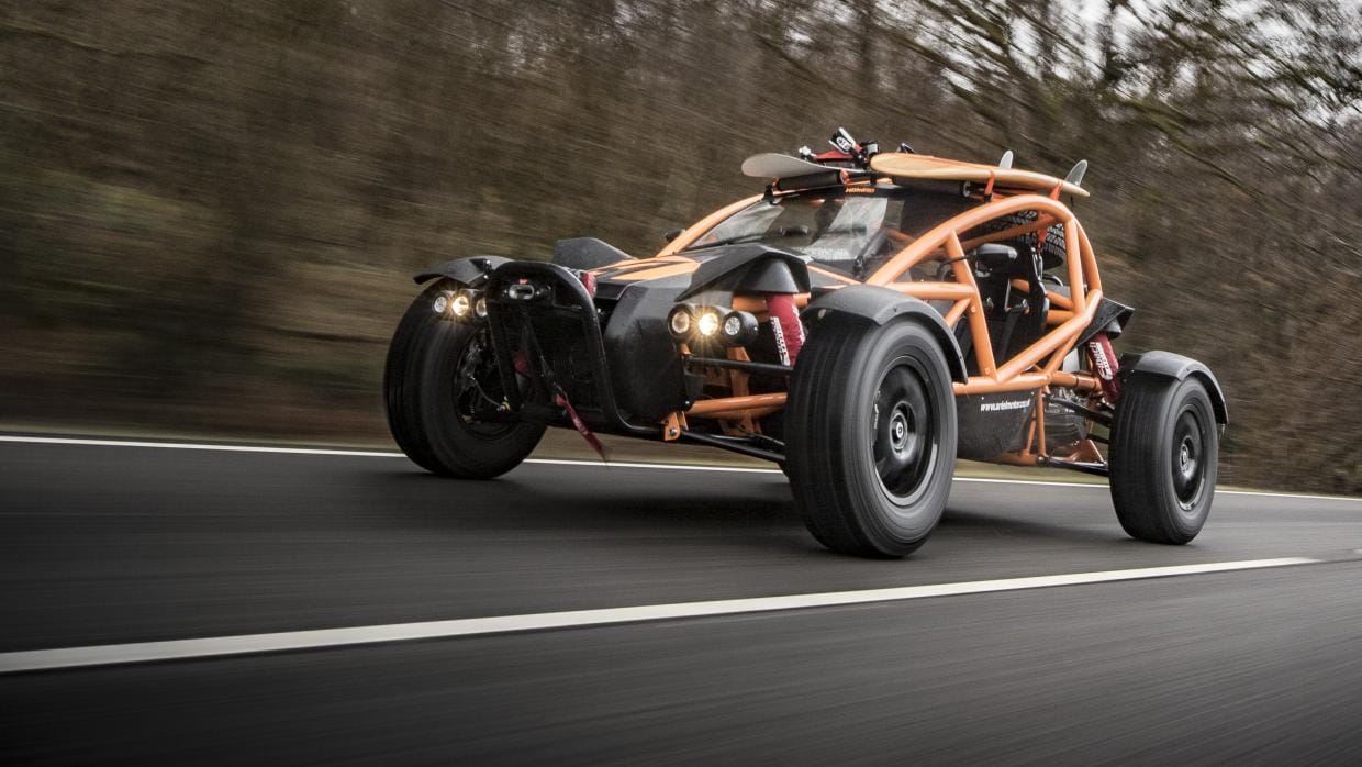 Here are ten of the best super roadsters | Top Gear