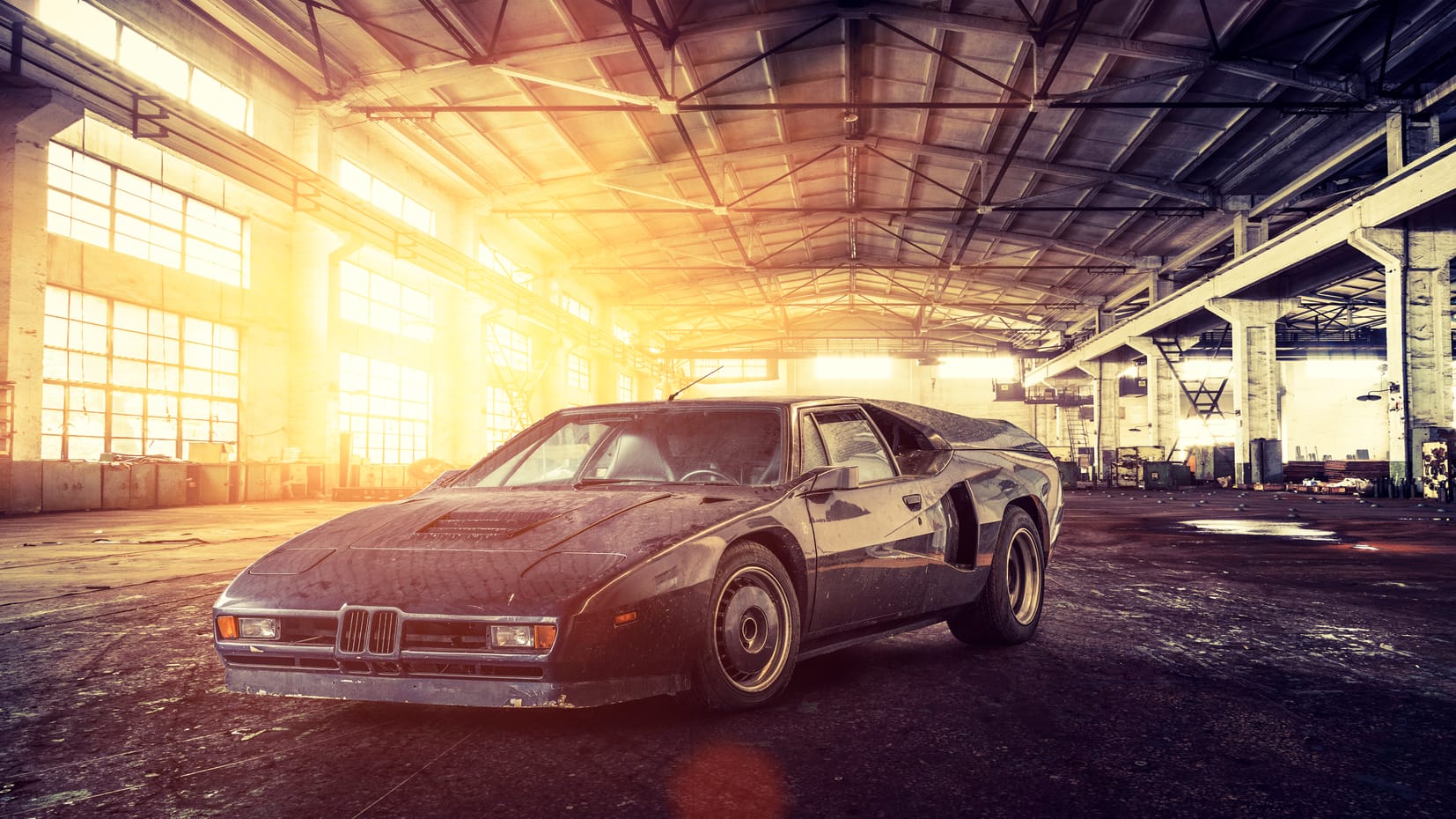 Is this the most bizarre BMW M1 in the world? | Top Gear