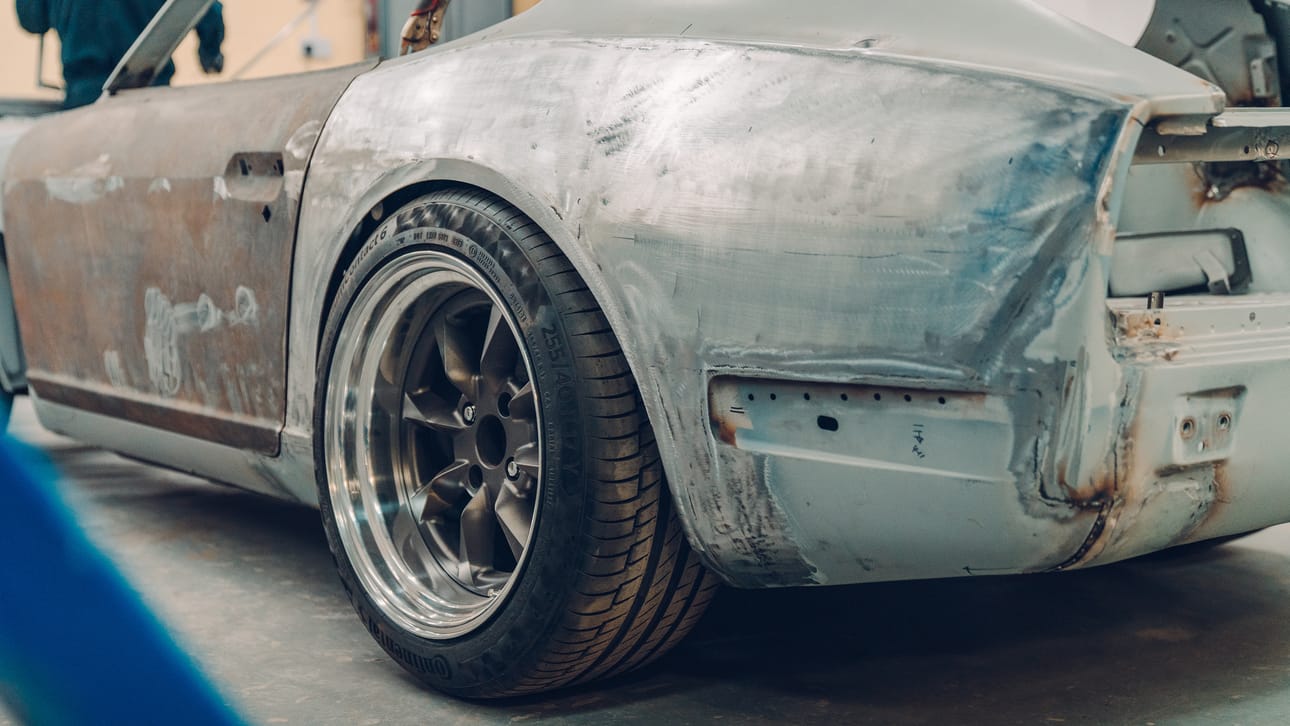 Driving the wonderful MZR Roadsports Datsun 240Z | Top Gear