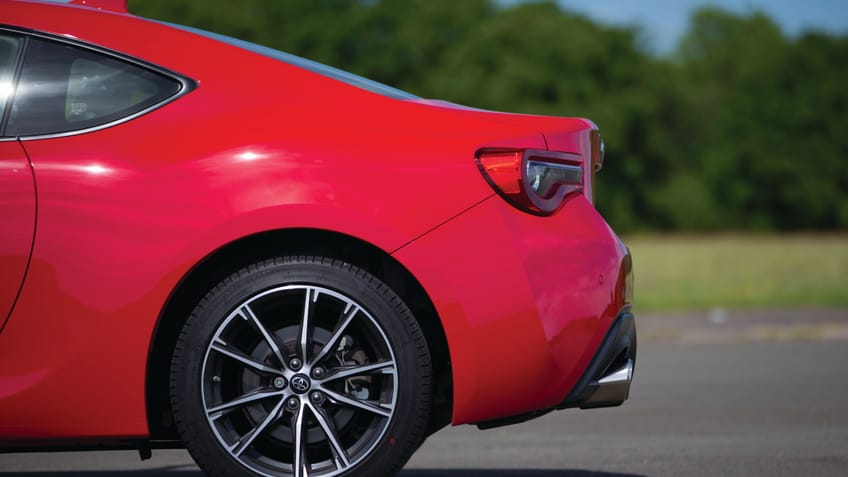 Watch the Toyota GT86 post a more than reasonably fast time round ...