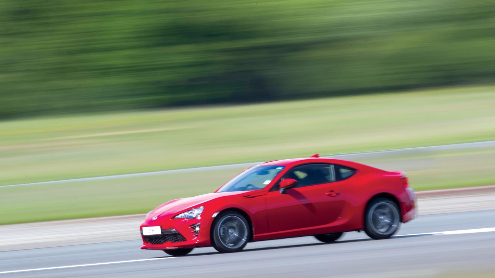 Watch the Toyota GT86 post a more than reasonably fast time round ...