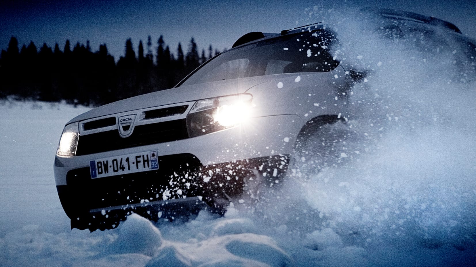 Land Rover Defender vs. Dacia Duster on ice | Top Gear