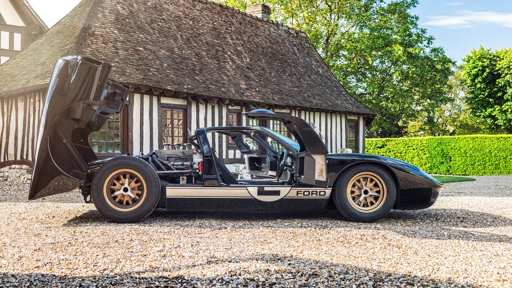Gallery: look at all these black cars | Top Gear