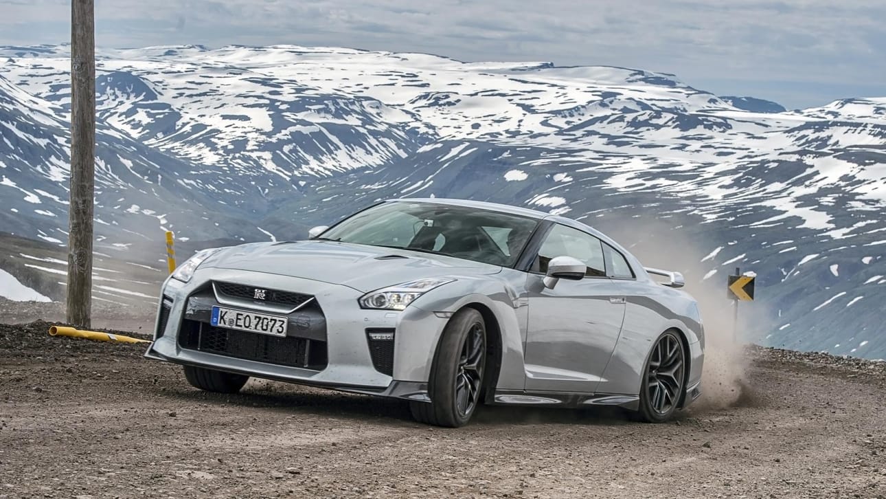 Ten things you need to know about the Nissan GT-R | Top Gear