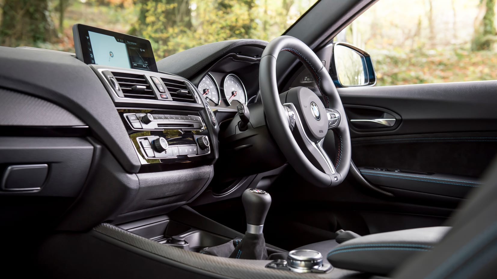 Why the BMW M2 is the best B-road blaster | Top Gear