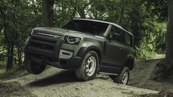 13 things you need to know about the new Land Rover Defender | Top Gear