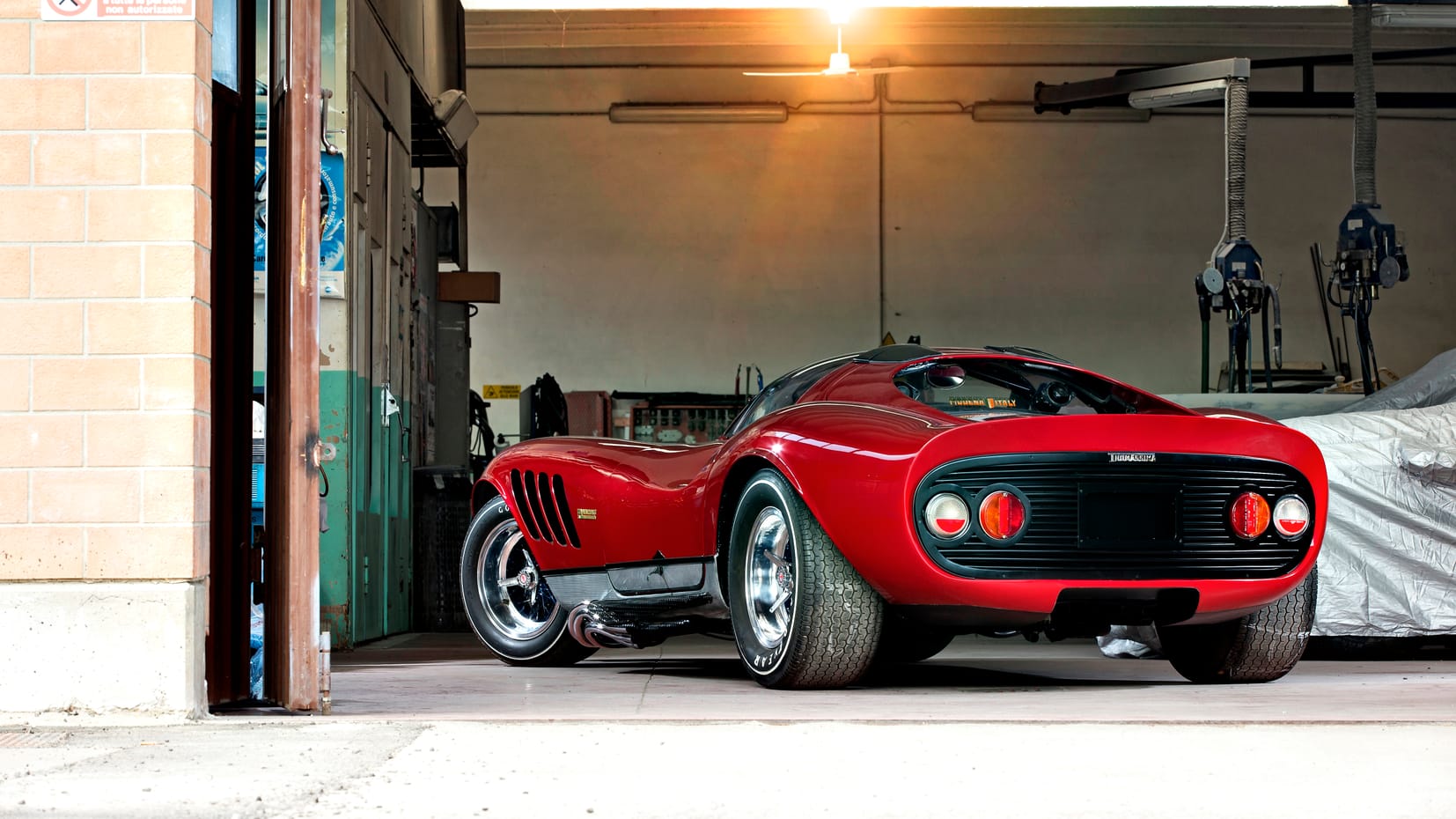 Up close with one of the world’s rarest coach-built Ferraris | Top Gear