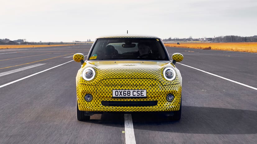 8 things we learned driving the new electric Mini Cooper S E | Top Gear