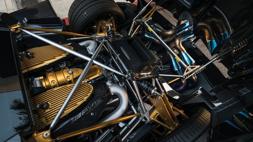 Bask in the gorgeous details of this Pagani Huayra Tempesta | Top Gear