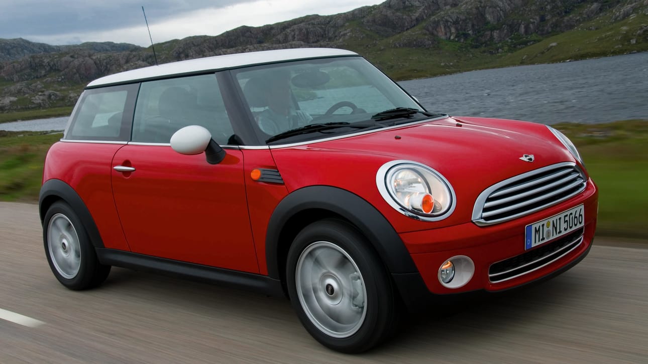 Eight of the best used cars under £2.5k to take racing | Top Gear