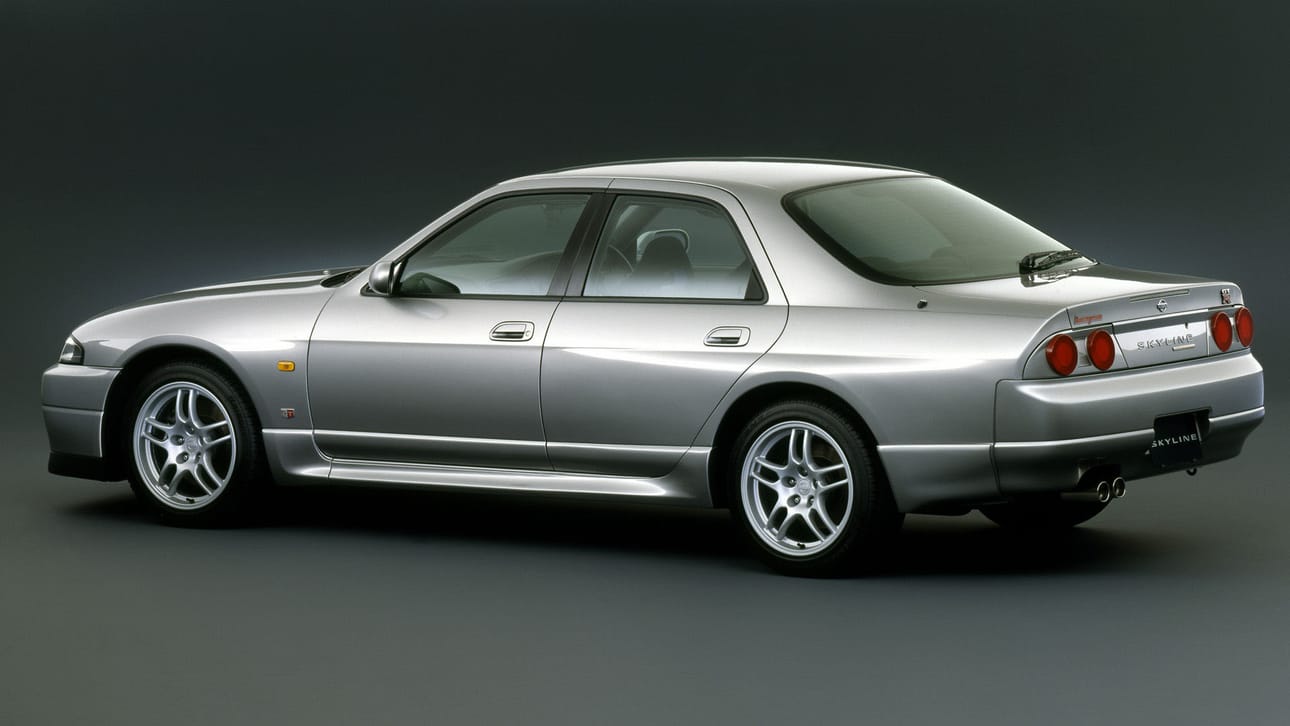 Ten things you need to know about the Nissan GT-R | Top Gear