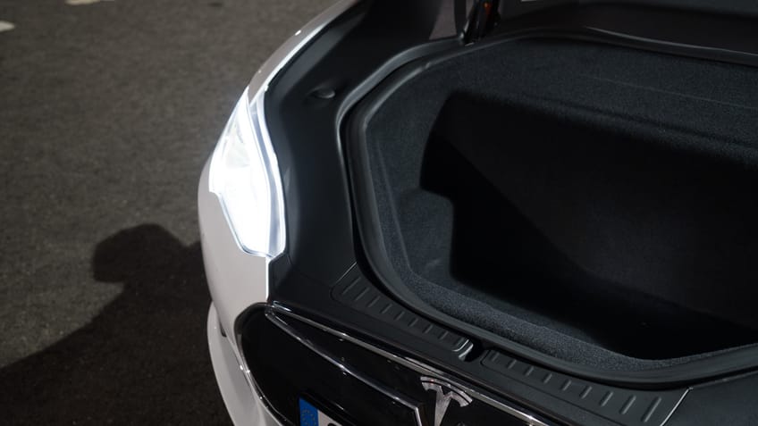 11 things we learned about the Tesla Model S P90D | Top Gear