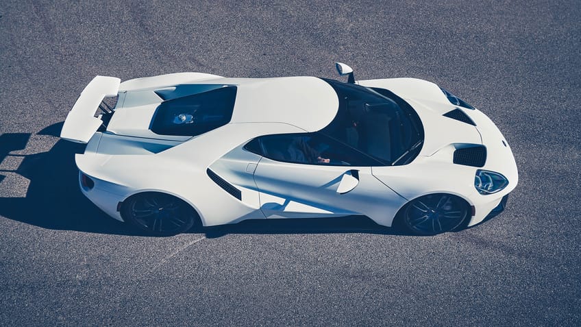 Full-throttle in the Ford GT | Top Gear