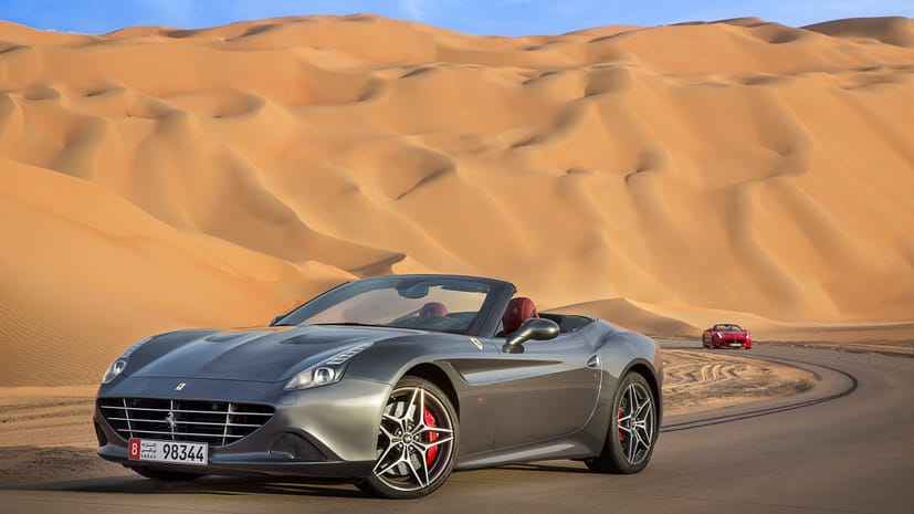Gallery: many Ferrari Californias gather in the desert | Top Gear