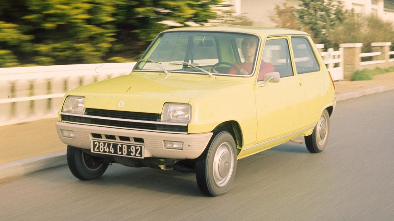 Look at all these tremendous old Renault 5s | Top Gear