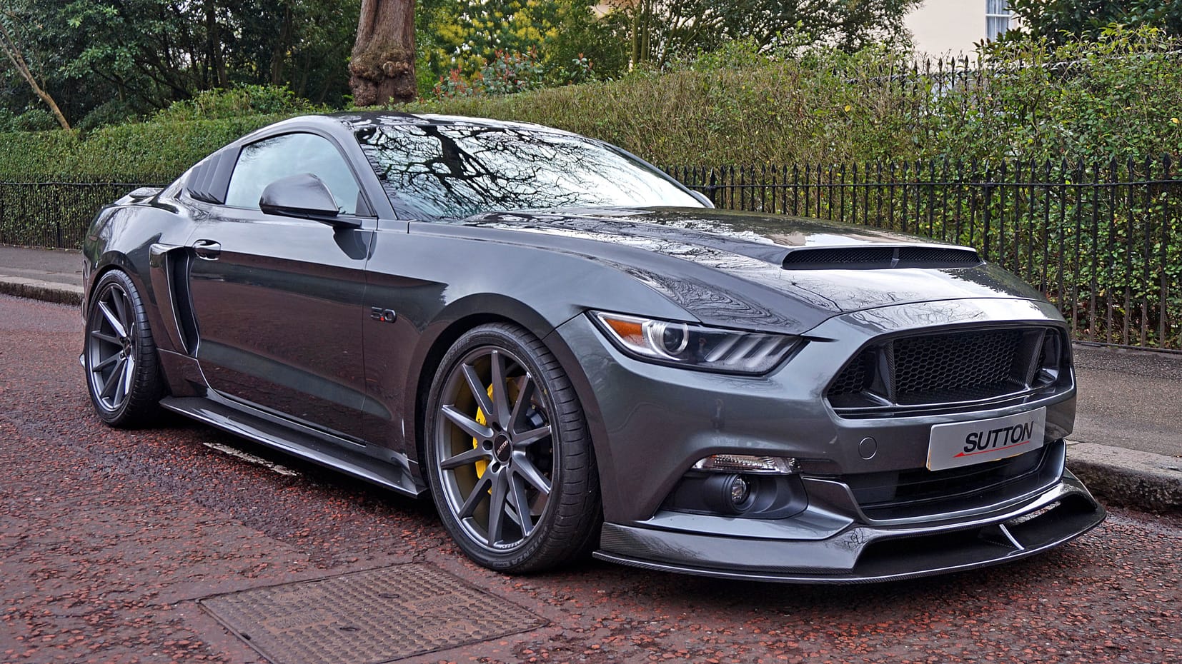 Fancy a modified Ford Mustang with 800bhp? | Top Gear