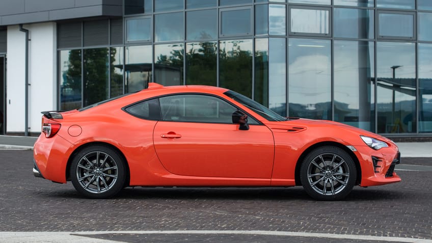 It's the Toyota GT86 Orange Edition! | Top Gear
