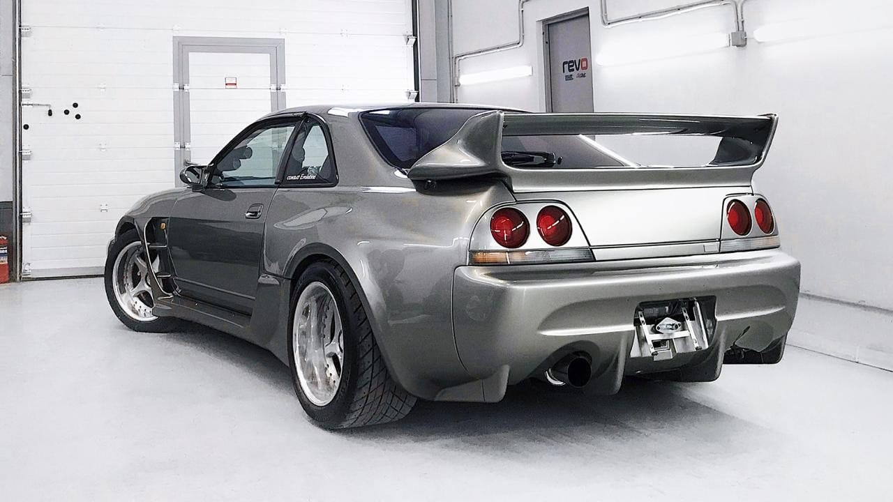 Six reasons why you must buy this Veilside R33 Skyline | Top Gear