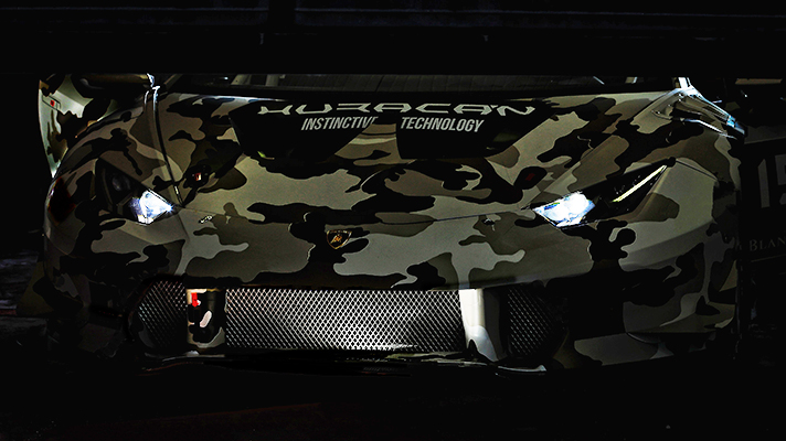 This is an 800bhp Lamborghini Huracan with a roof box | Top Gear