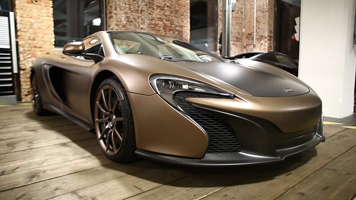Meet the super-rare McLaren ‘One of Seven’ | Top Gear
