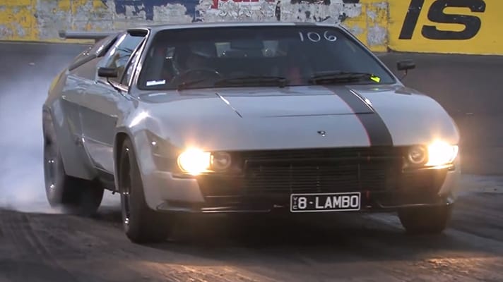 Watch a Lambo do a 10-sec quarter-mile | Top Gear