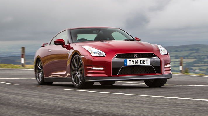 Nissan’s GT-R-previewing Vision GT goes red for Tokyo | Top Gear