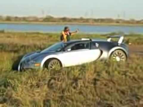Bugatti Veyron Crash In Water