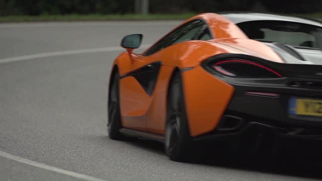 Chris Harris Drives: the McLaren 570S | Top Gear