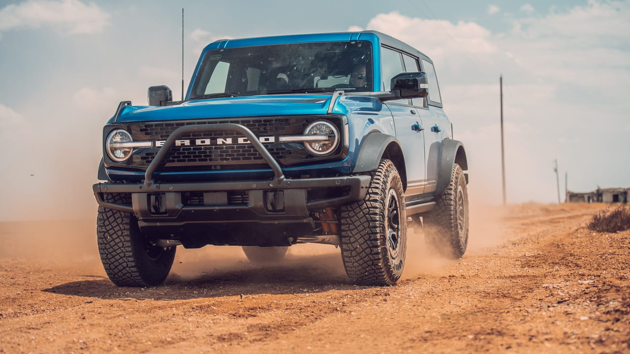 Video: let's have a look around the new Ford Bronco | Top Gear