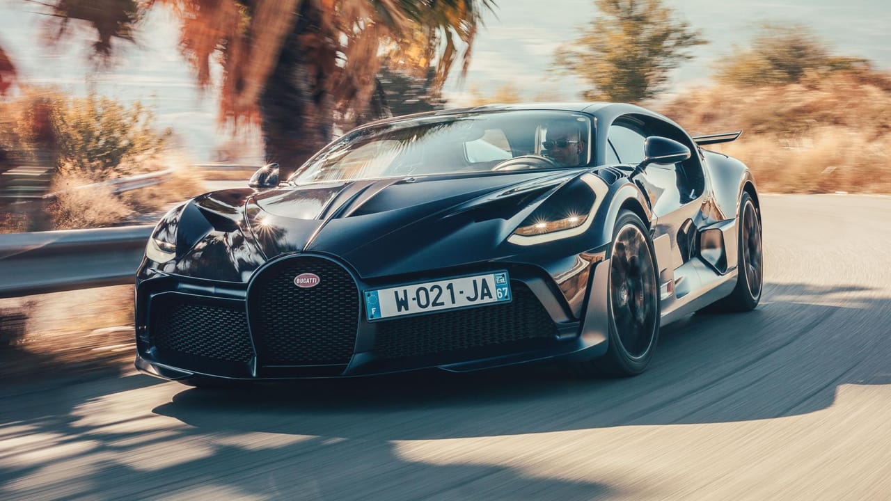 Eight things you need to know about the Bugatti Divo - Trendradars Latest